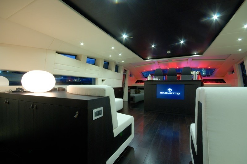 Yacht PURE INSANITY, Baglietto | CHARTERWORLD Luxury Superyacht Charters